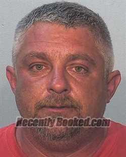 Recent Booking / Mugshot for Dustin Allan Beber in Allen County, Indiana