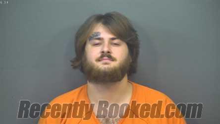 Recent Booking / Mugshot for Damion Lucas Fairfield in Boone County ...