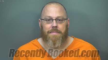 Recent Booking / Mugshot for RYAN NEAL SIMMONS in Boone County, Indiana