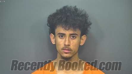 Recent Booking / Mugshot for Walter Argueta-Murillo in Boone County ...