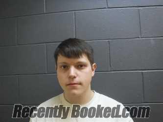 Recent Booking / Mugshot for Austin S Mullinix in Clay County, Indiana