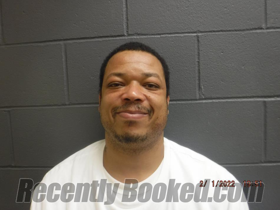 Recent Booking / Mugshot for Damon L Reed in Clay County, Indiana
