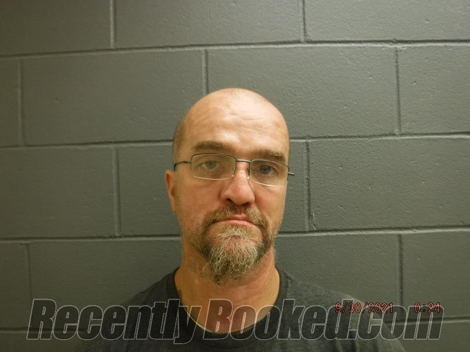 Recent Booking / Mugshot for Dustin Martin Tippin in Clay County, Indiana