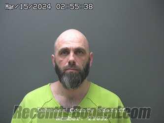 Recent Booking / Mugshot for TRAVIS WAYNE MUSSELWHITE in Daviess County ...