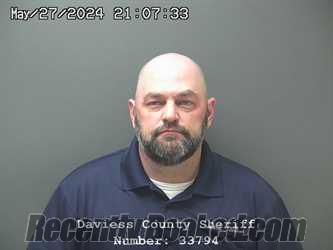 Recent Booking / Mugshot for GREGORY ALLEN SIGMON in Daviess County ...