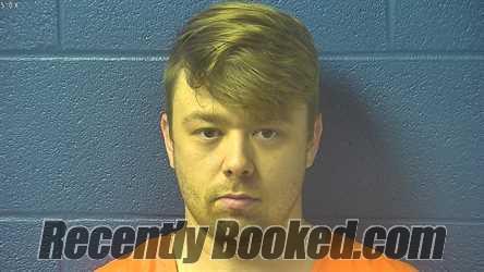 Recent Booking / Mugshot for DEREK WILLIAM SMITH in Dubois County, Indiana