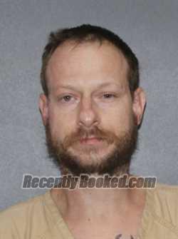Recent Booking / Mugshot for Dustin L Ottinger in Elkhart County, Indiana