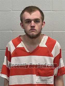 Recent Booking / Mugshot for HUNTER REGINALD MEEKS in Fulton County ...