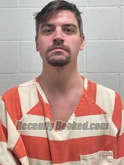 Recent Booking / Mugshot for MATTHEW DAVID WINTERS in Fulton County ...