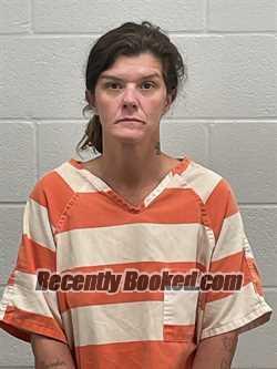 Recent Booking / Mugshot for JENNIFER WHITE in Fulton County, Indiana