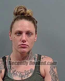 Recent Booking / Mugshot for AMBER LYNN CHAUNCEY in Escambia County ...