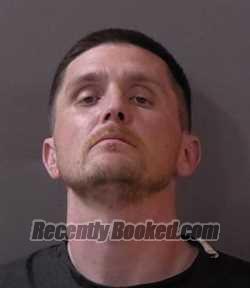 Recent Booking / Mugshot for Travis Michael Gentry in Hamilton County ...