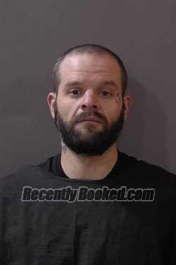 Recent Booking / Mugshot for Derrick Timothy Denson in Hamilton County ...