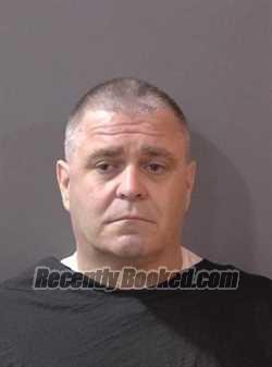 Recent Booking / Mugshot for Robert Tyson Taylor in Hamilton County ...