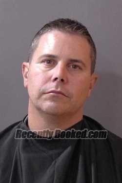 Recent Booking / Mugshot for Nicholas Edward Alumbaugh in Hamilton ...