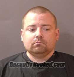 Recent Booking / Mugshot for Matthew Edward Snyder in Hamilton County ...