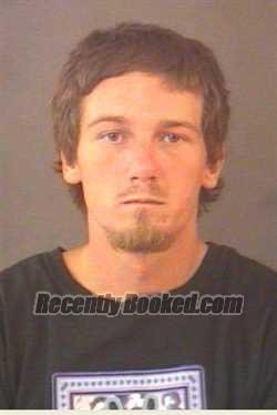 Recent Booking / Mugshot for Christopher Michael Felton in Hamilton ...