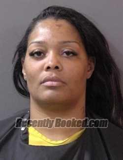 Recent Booking / Mugshot for Deja Rene Smith in Hamilton County, Indiana