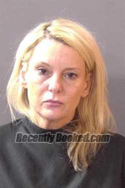 Recent Booking / Mugshot for Shanna Marie Cheatham Fitts in Hamilton ...
