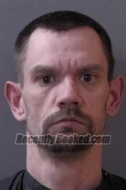 Recent Booking / Mugshot for Christopher Lee Moore in Hamilton County ...