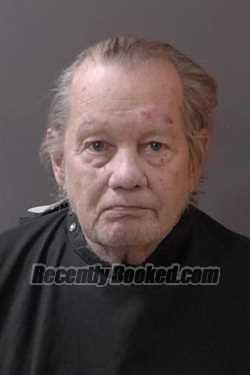 Recent Booking / Mugshot for Mark Edward Schutte in Hamilton County ...