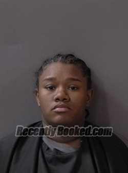 Recent Booking / Mugshot for Shanya Tawan Smith in Hamilton County, Indiana