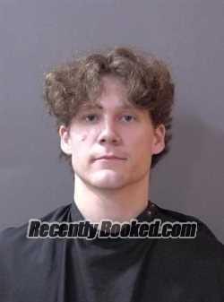 Recent Booking / Mugshot for Dillon Patrik Simpson in Hamilton County ...
