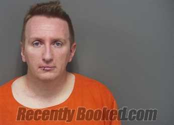 Recent Booking / Mugshot for RUSSELL AARON WINARD in Hendricks County ...