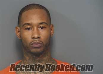 Recent Booking / Mugshot for DOMINIQUE TROUTMAN in Hendricks County ...