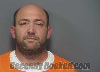 Recent Booking / Mugshot for DUSTIN C LEAKE in Hendricks County, Indiana