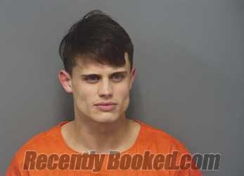Recent Booking / Mugshot for KYLE EDWARD ZEHNER in Hendricks County ...