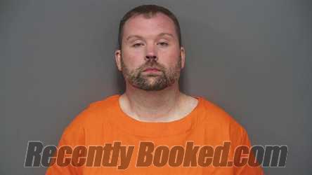 Recent Booking / Mugshot for BRAD JARED ROBBINS in Hendricks County ...