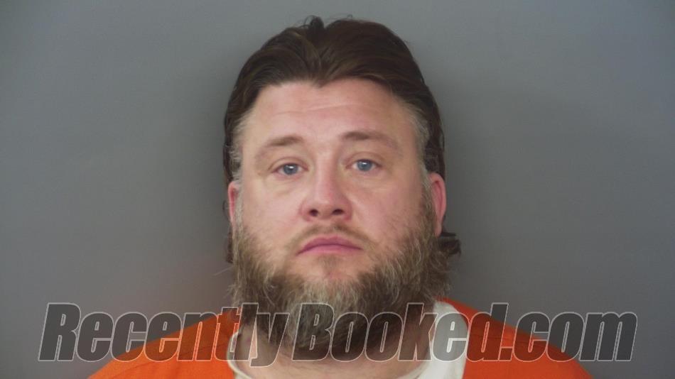 Recent Booking / Mugshot for CHRISTOPHER LEE DEMOSS in Hendricks County ...
