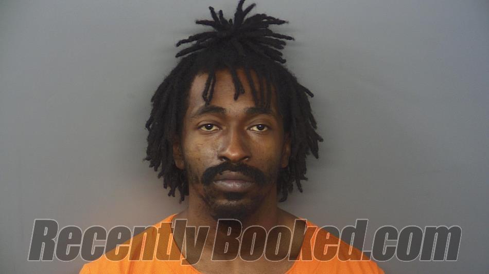 Recent Booking / Mugshot for DARIUS ANTUAN SMITH in Hendricks County ...