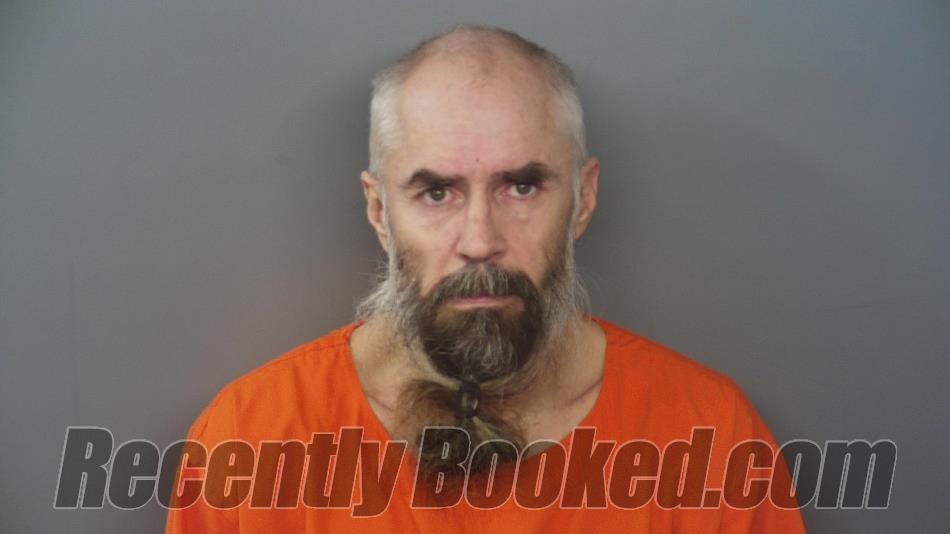 Recent Booking / Mugshot for THOMAS EDWARD BEHLING in Hendricks County ...