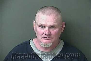 Recent Booking / Mugshot for DAVID LLOYD Jr BELL in Howard County, Indiana