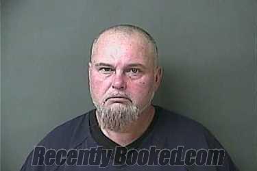 Recent Booking / Mugshot for JON DAVID LANHAM in Howard County, Indiana
