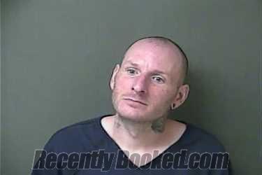Recent Booking / Mugshot for TIMOTHY RYAN II ROE in Howard County, Indiana