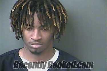 Recent Booking / Mugshot for DIONTAE MEKHI BERRY in Howard County, Indiana