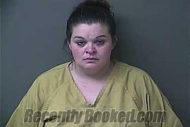 Recent Booking / Mugshot for JENNIFER MAIRE KEMP in Howard County, Indiana