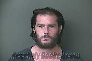 Recent Booking / Mugshot for ADAM RAY MAYNARD in Howard County, Indiana