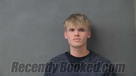 Recent Booking / Mugshot for CALEB MATTHEW SELLEY in Howard County, Indiana