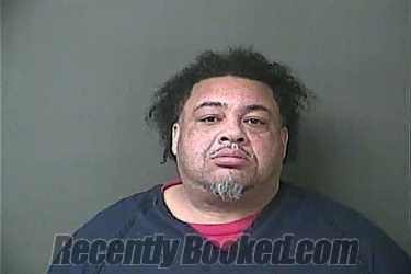 Recent Booking / Mugshot for DARRIN KENT THOMAS in Howard County, Indiana