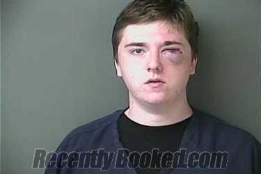 Recent Booking / Mugshot for JUSTIN ADAM CROW in Howard County, Indiana