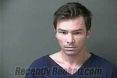 Recent Booking / Mugshot for SHAD WILLIAM STOUT in Howard County, Indiana