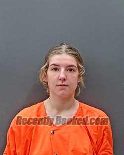 Recent Booking / Mugshot for KENNA KELSI OLIVER in Jasper County, Indiana