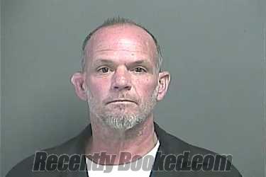 Recent Booking / Mugshot for DANIEL DANE DECKARD in Knox County, Indiana