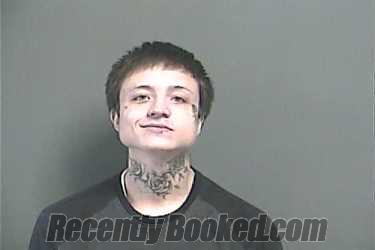 Recent Booking / Mugshot for JAYDEN CHRISTOPHER EAKINS in Knox County ...