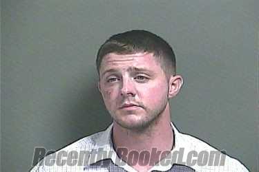 Recent Booking / Mugshot for AUSTIN D TUCKER in Knox County, Indiana