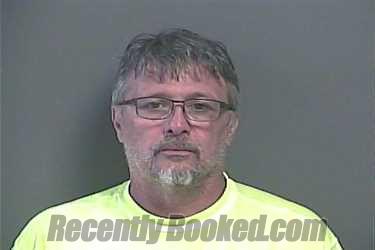 Recent Booking / Mugshot for BRIAN PATRICK DETTY in Knox County, Indiana